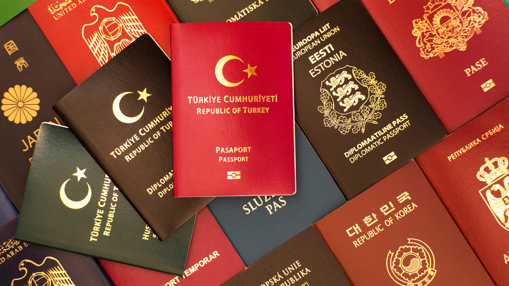 Fransa Vizesi Nasıl Alınır? Başvuru Süreci, Evraklar & Şartlar